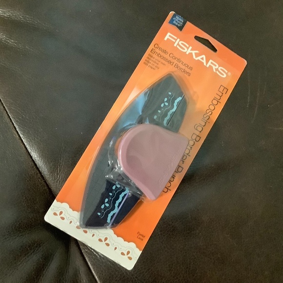 Fiskars | Other | Fiskars Embossing Border Punch | Poshmark